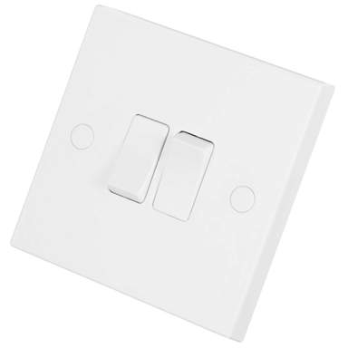 BG 900 Series 10A 2 Gang 2 Way Light Switch White (942) | CEF