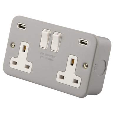 M2 Metal 13A 2 Gang Switched Socket with 2 x Type A USB Outlets Metal ...