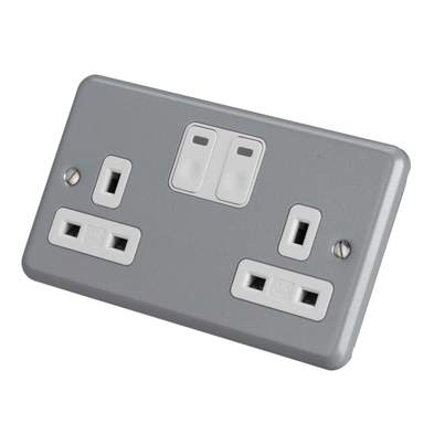 MK Metalclad Plus 13A 2 Gang Intelligent Socket Metal Clad (CS2946ALM ...