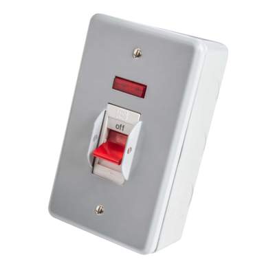 MK Metalclad Plus 32A Triple Pole and Neutral Vertical Switch with Neon ...